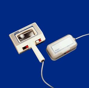 Burton Hand Held UV Light with Magnifier, 2 White & 2 UV Bulbs, 115V ...