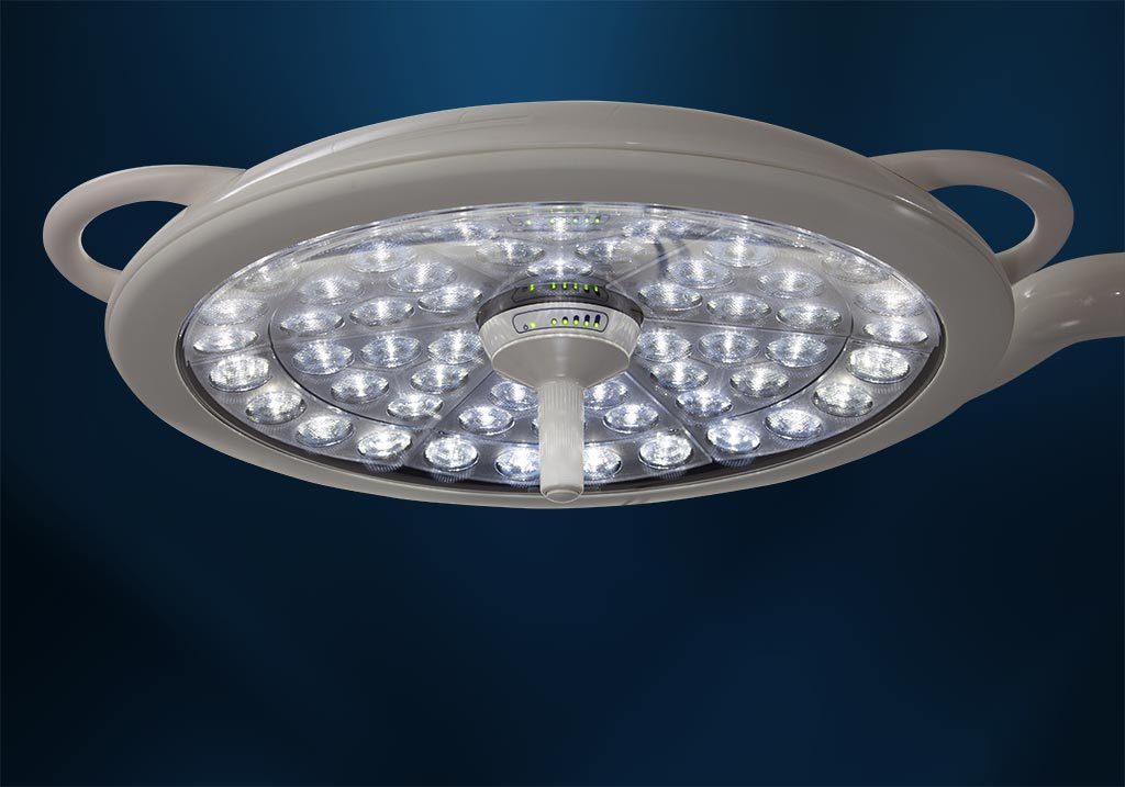 Single VistOR MS LED Surgical Light w/ Monitor Arm — Victori Medical